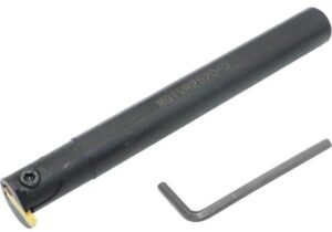 Understanding Grooving: The Art of Precision Machining | AT-Machining