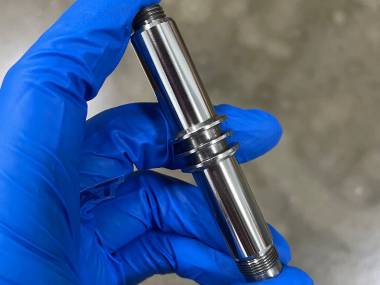 The Ultimate Guide to Understanding Centerless Grinding | AT-Machining