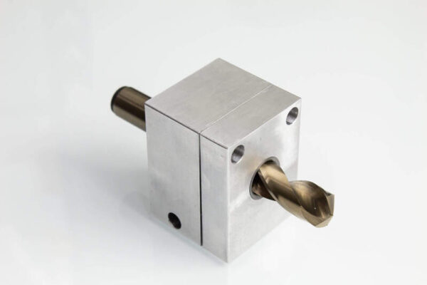 CNC Fixture: Types, Applications, and Design Tips | AT-Machining