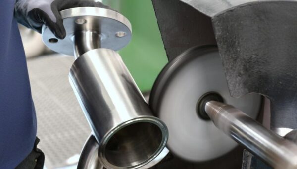 Polishing Titanium: A Comprehensive Guide to the Process | AT-Machining