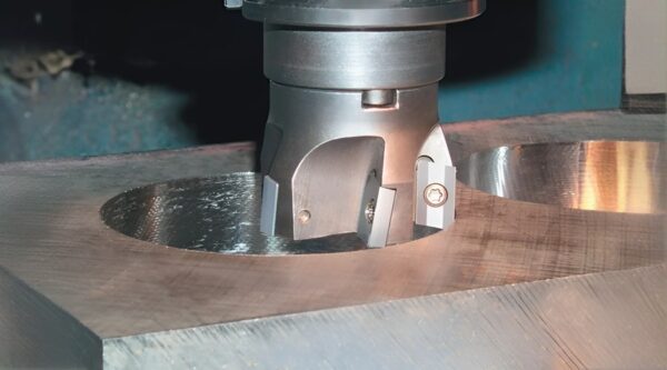 Mastering Helical Milling: Techniques for Precision and Efficiency | AT ...